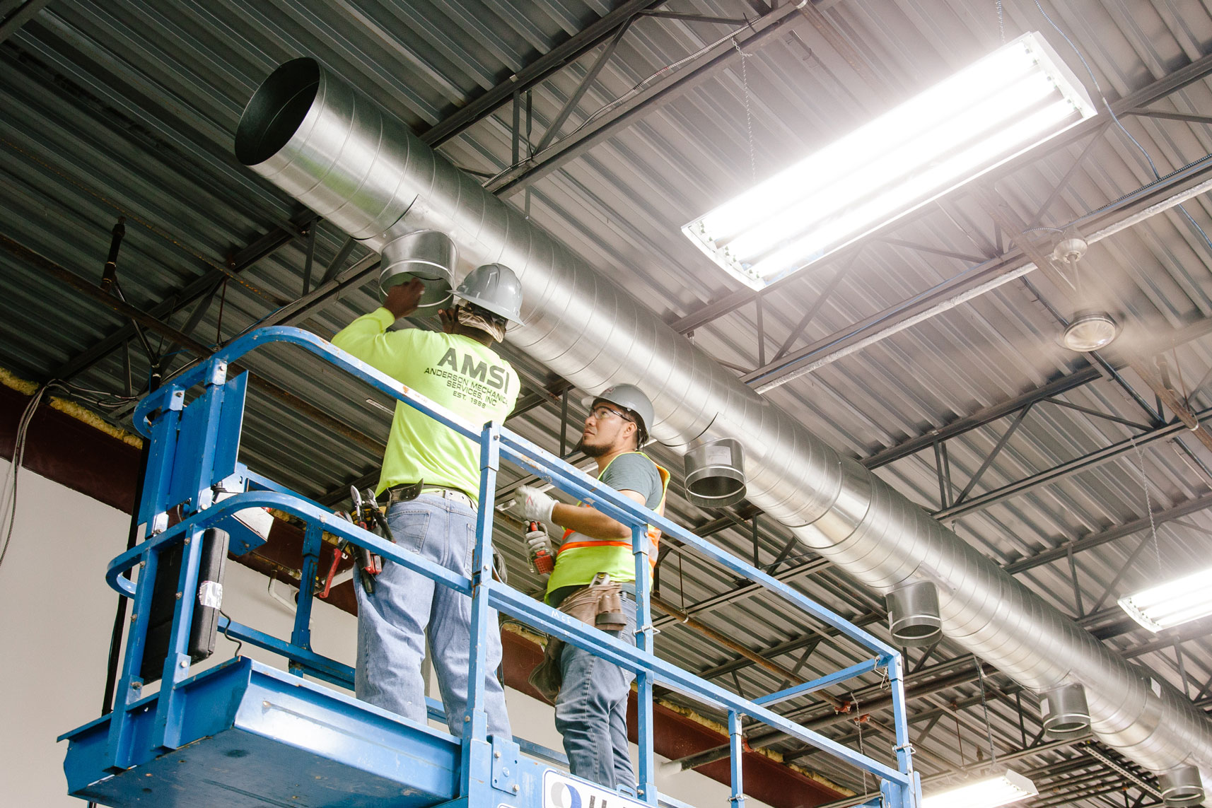 AAON Package RTUs and VAV Boxes - AMSI Mechanical Contractor